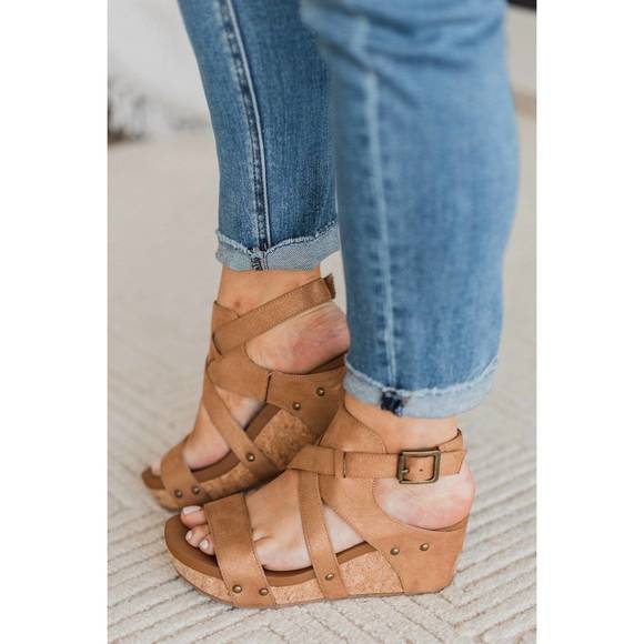 Very G | Shoes | New Very G Vector Wedge Sandal In Tan | Poshmark